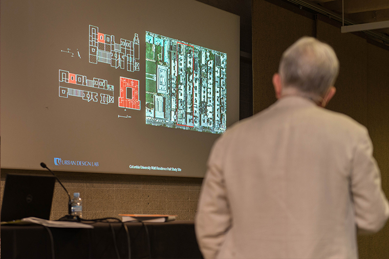 COAM - Conferencia Project for a Public Space Social Media Interface a ...